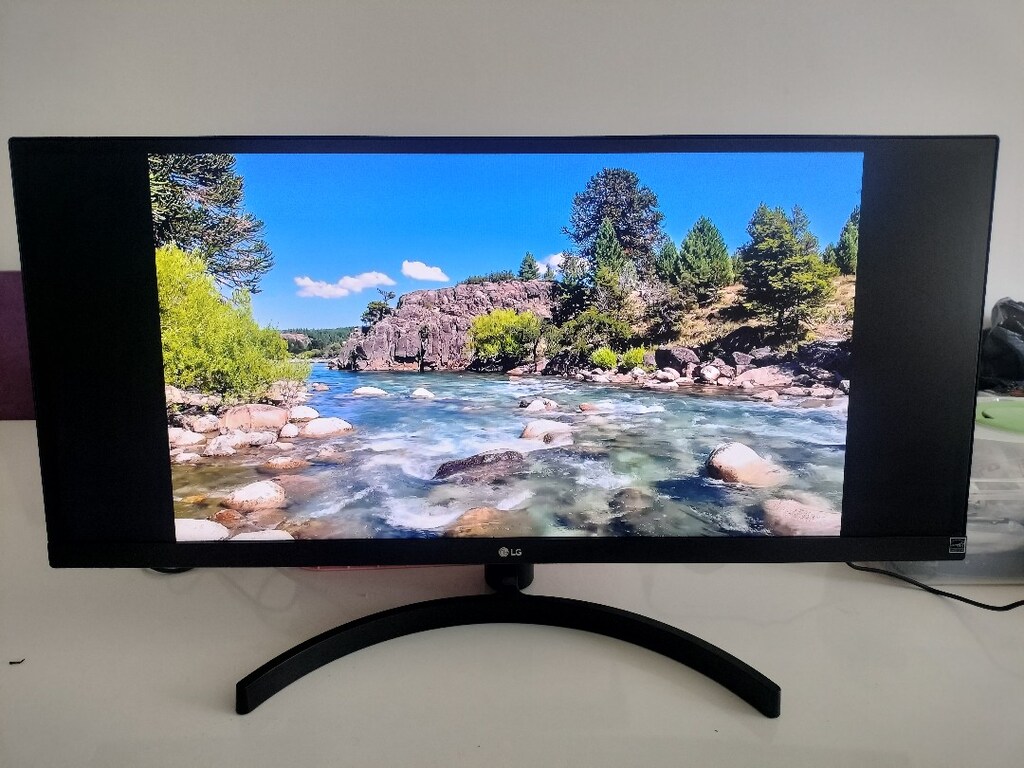 Acil Yeni gibi LG UltraWide 29WL50S 29 Full HD Freesync IPS Monitör ...
