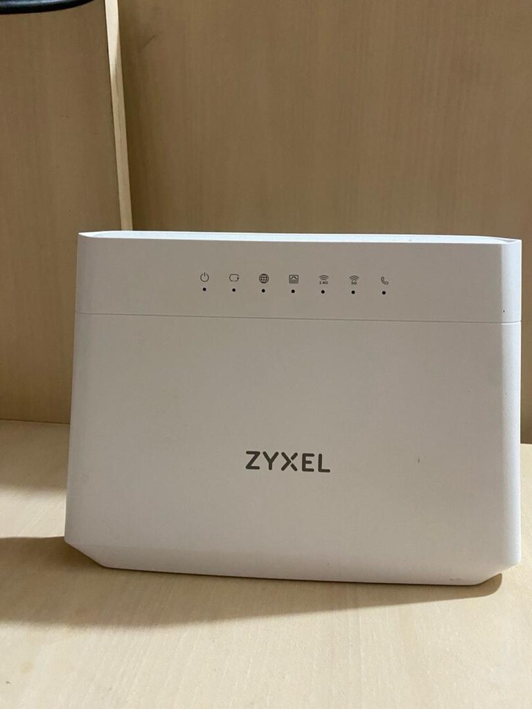 zyxel 8623 model modem ve adaptörü - letgo'dan Sıfırından Uygun Fiyata Al