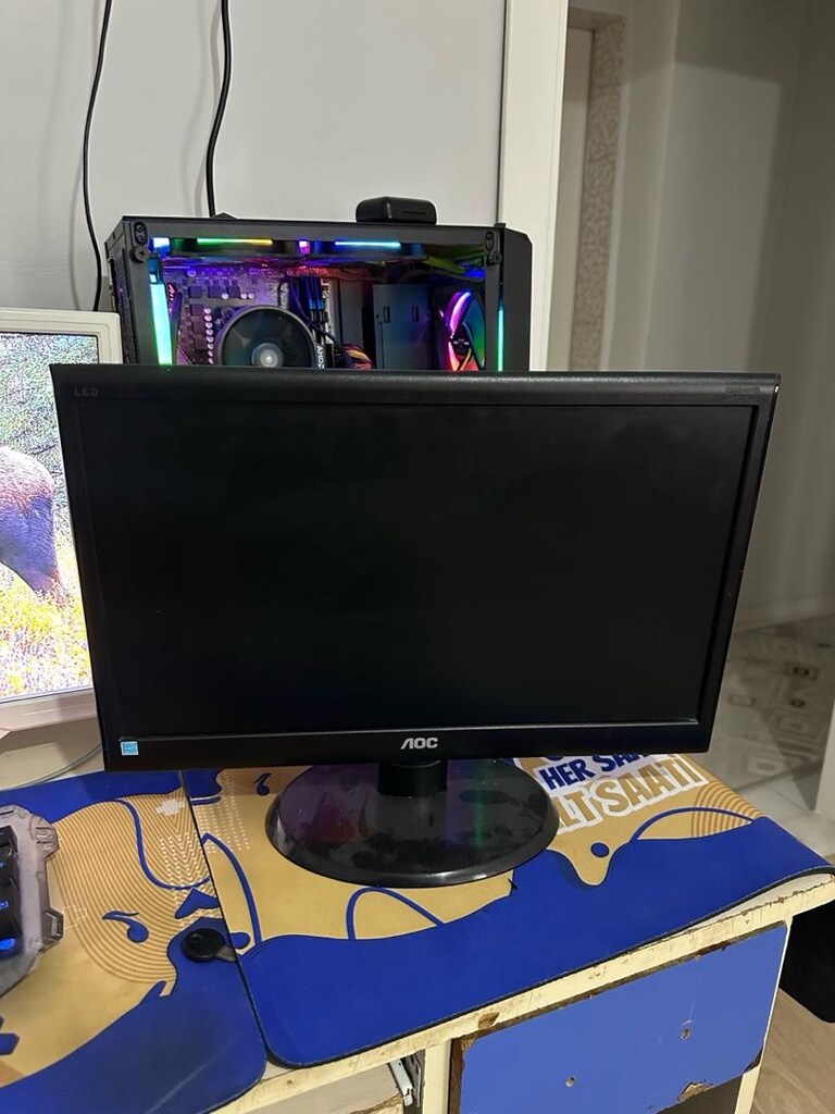 AOC 21 inch 65 hz monitör | Türkiye'deki İkinci El Eşyaları Al & Sat ...