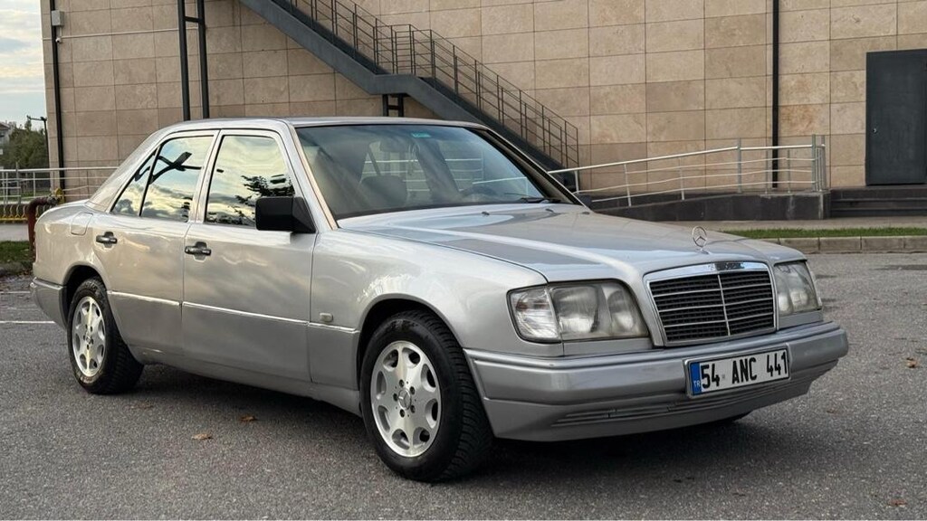 1994 MODEL E200 - letgo'dan Sıfırından Uygun Fiyata Al