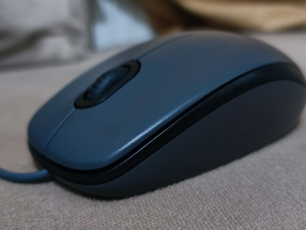logitech kablolu mouse | Türkiye'deki İkinci El Eşyaları Al & Sat - Letgo