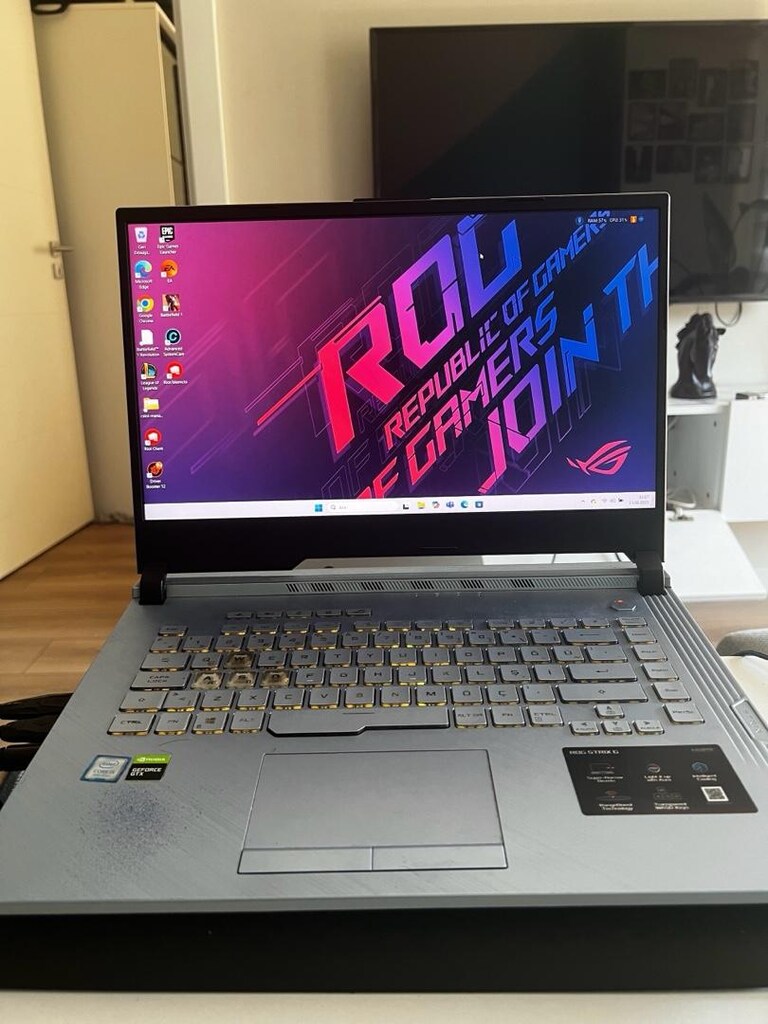 Asus Rog Stix gaming laptop | Türkiye'deki İkinci El Eşyaları Al & Sat ...