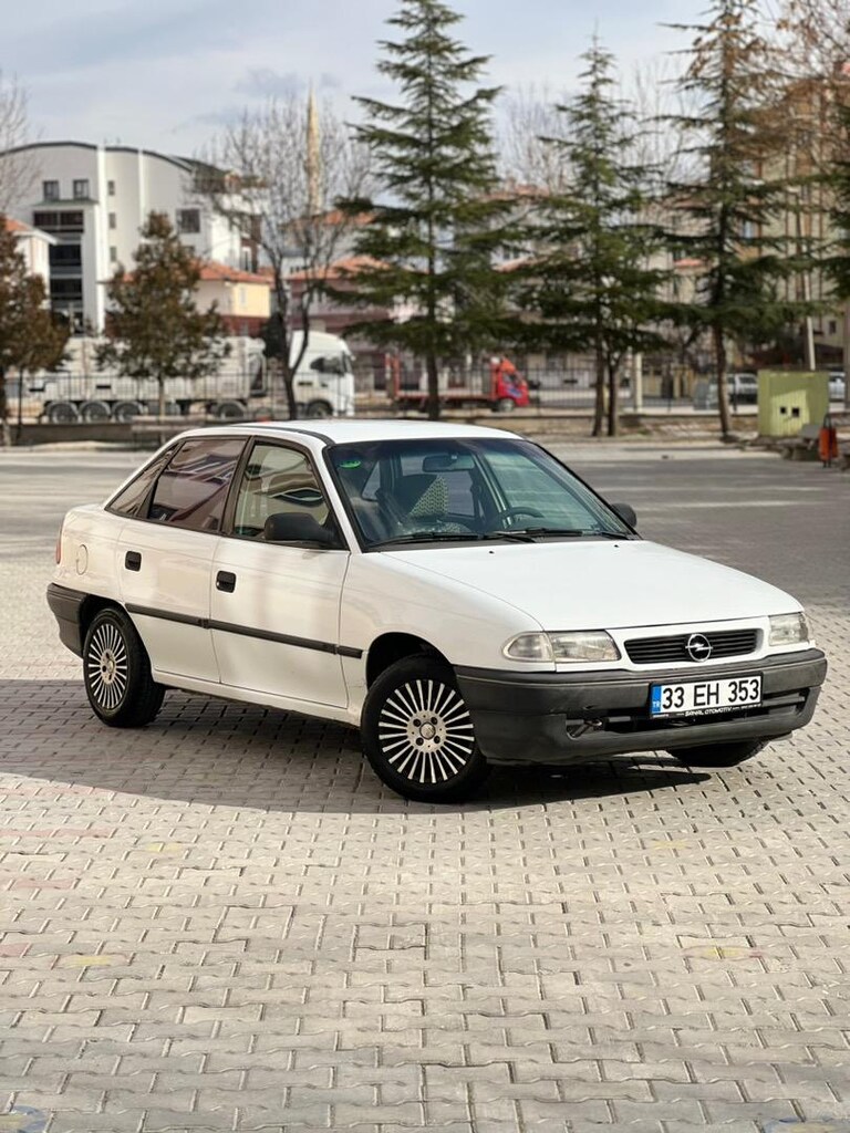 Opel astra 1.4 GL - Araba - 1675794729