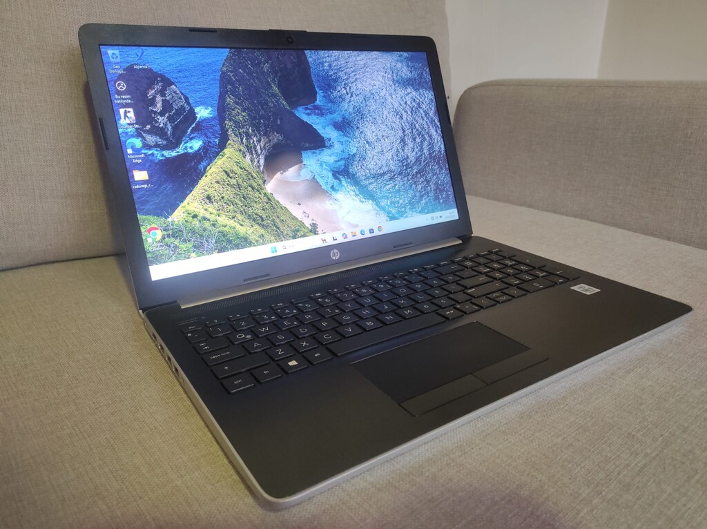 SIFIR GİBİ-HP İ5 10.NESİL-8 GB RAM-256 GB SSD-15.6’’-INTEL ULTRA HD ...