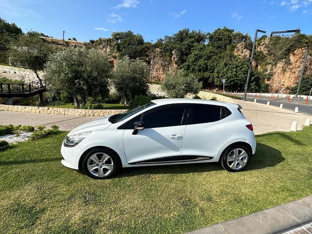 Renault Clio 1.5 dCi Icon model - Araba - 1685158436