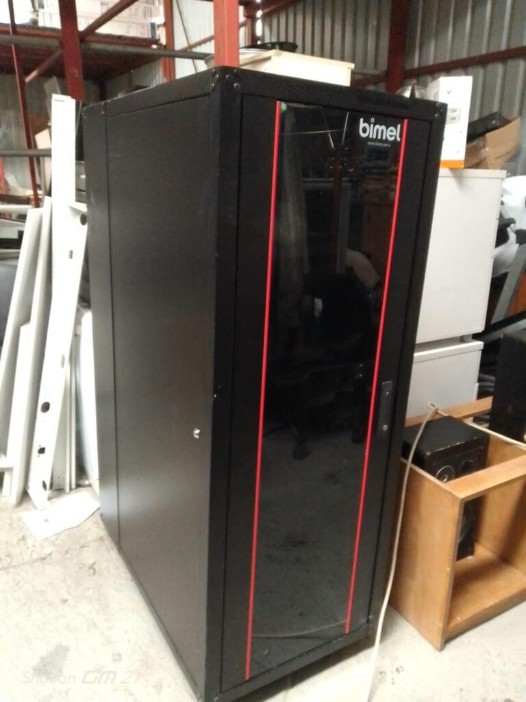 Bimel Dikili Tip Data Kabini / Server Rack – Cam Kapaklı - letgo'dan ...