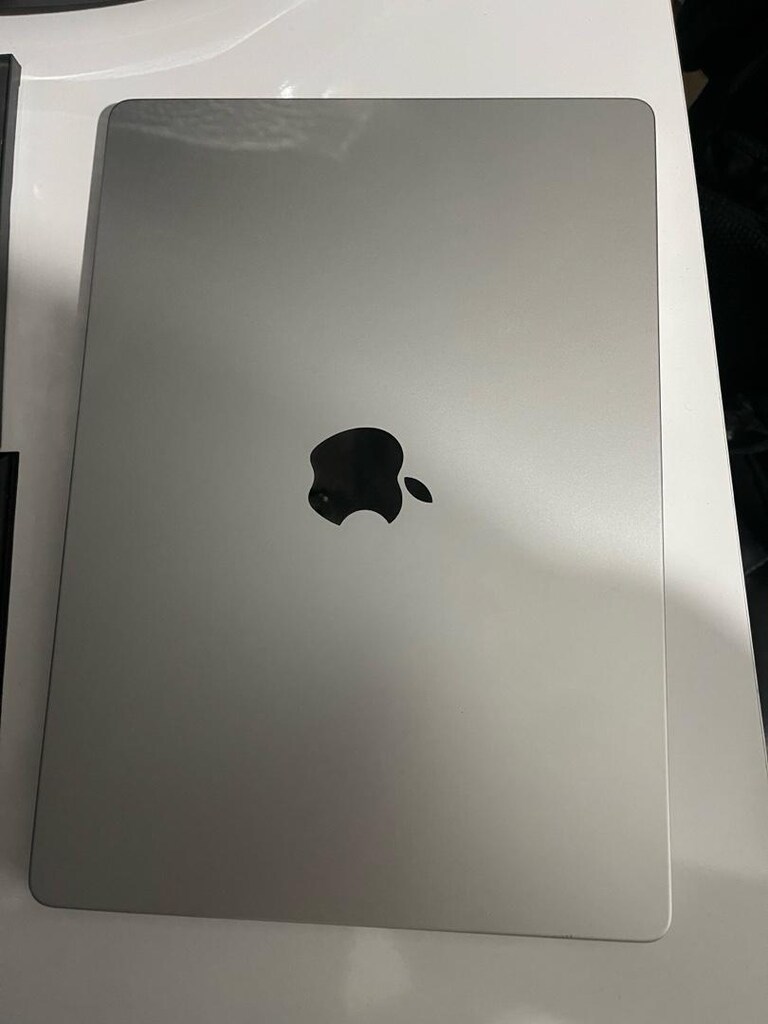 MACBOOK PRO M4 İŞLEMCİ 14 INCH | Türkiye'deki İkinci El Eşyaları Al ...