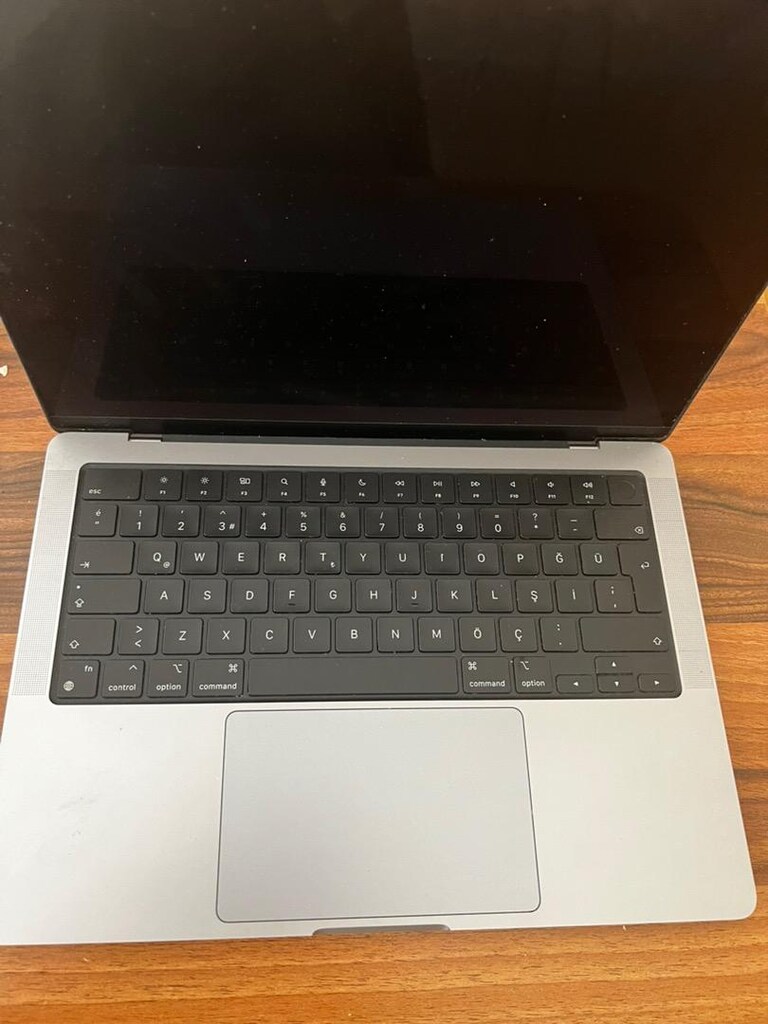 Macbook Pro 14” M1 Pro 16GB 512 GB | Türkiye'deki İkinci El Eşyaları Al ...