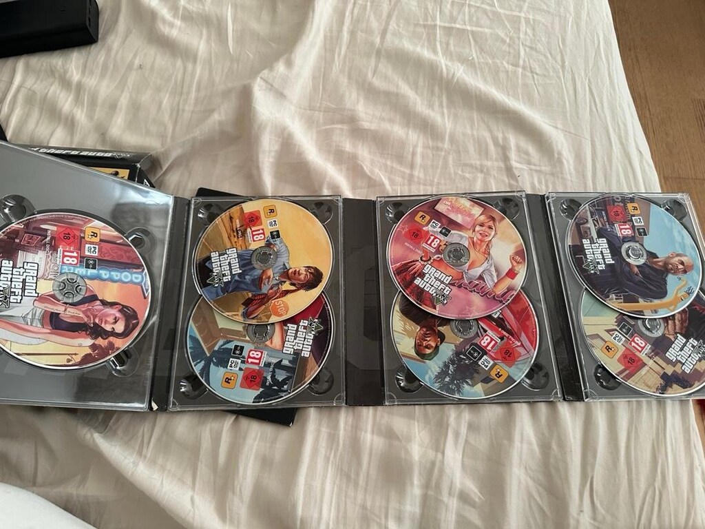 Gta 5 Pc Uyumlu Cd 7li Cd Sıfır Çizik | Türkiye'deki İkinci El Eşyaları ...