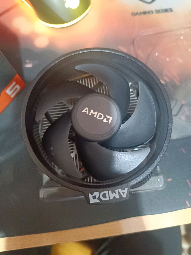 AMD stok fan 1 ay kullanıldı | Türkiye'deki İkinci El Eşyaları Al & Sat ...