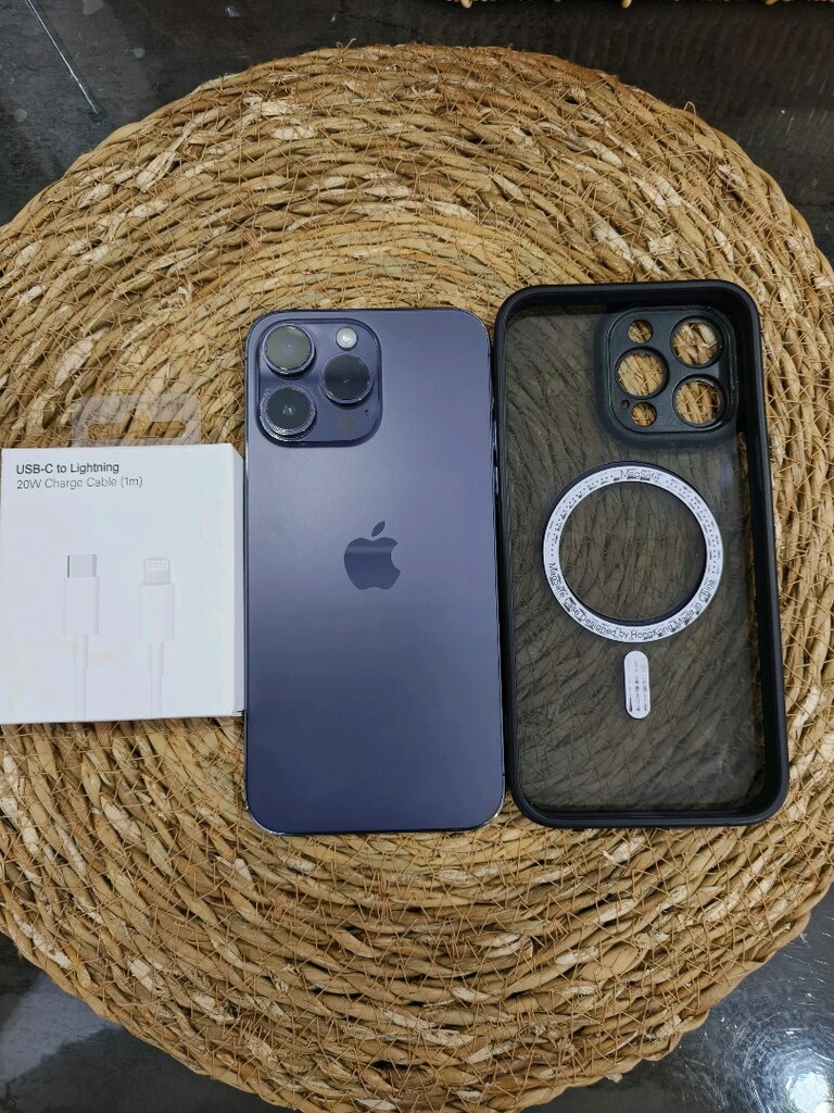 Çok temiz 0 ayarında ıphone 14 pro max 256 gb yd 16 ay açık Taks olur ...