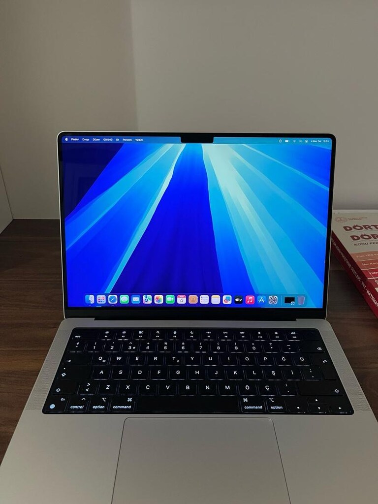 Apple Macbook Pro M4 | Türkiye'deki İkinci El Eşyaları Al & Sat - Letgo