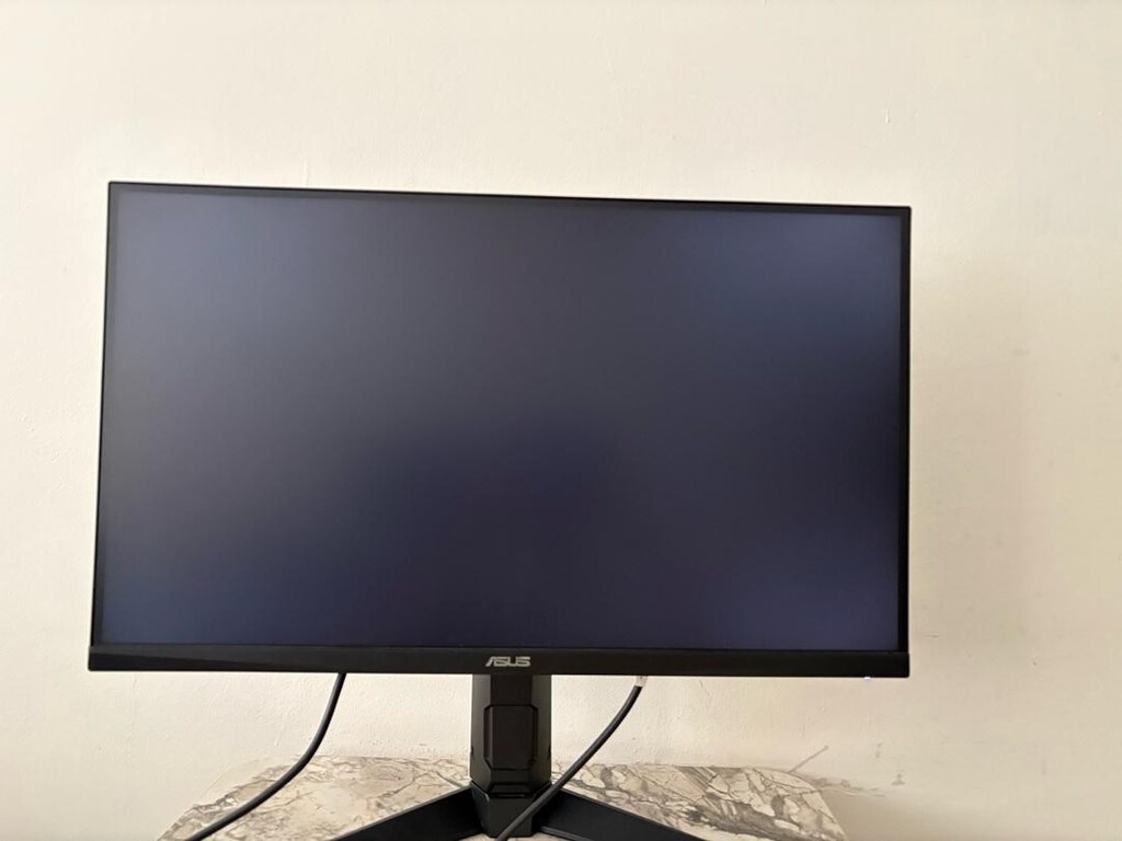 Asus Oyuncu Monitörü 27 inç 260 hz 1ms - letgo'dan Sıfırından Uygun ...