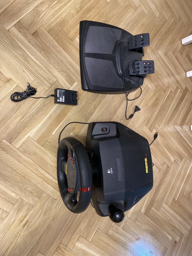 Logitech Momo Racing Direksiyon Seti | Türkiye'deki İkinci El Eşyaları ...