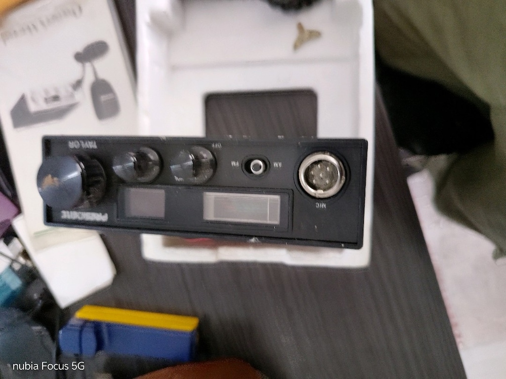 CB telsiz am/fm 40 kanal orjinal kutusunda hiç kullanılmadı ...