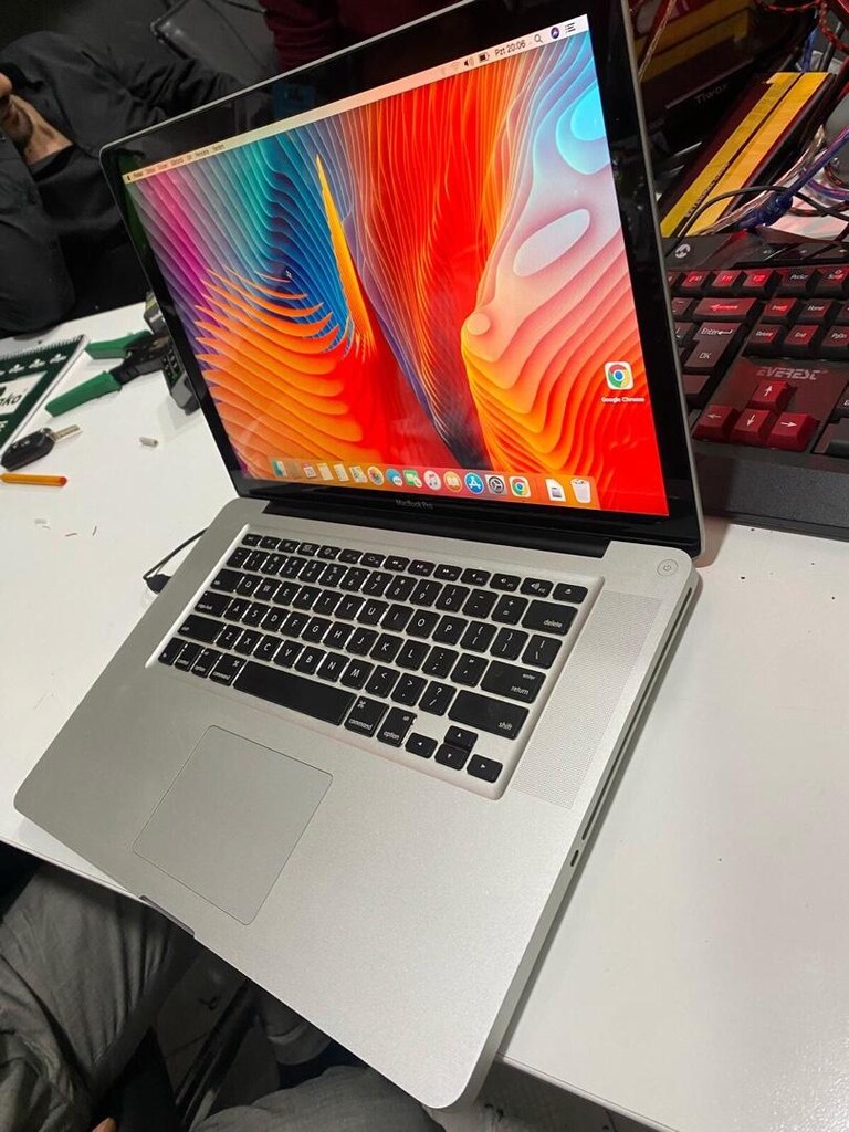 macbook pro 15.6 | Türkiye'deki İkinci El Eşyaları Al & Sat - Letgo