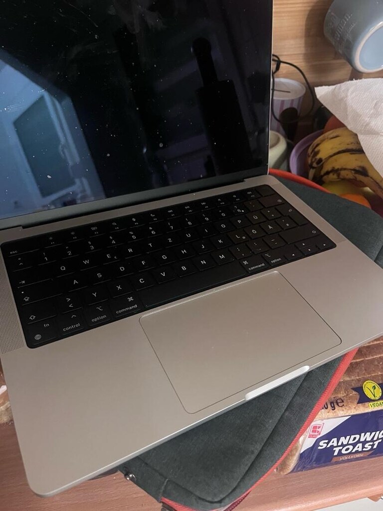 Apple MacBook Pro 2022 | Türkiye'deki İkinci El Eşyaları Al & Sat - Letgo