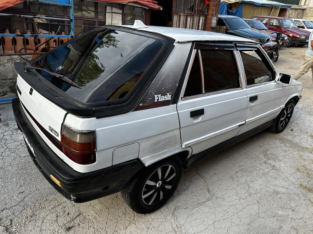 1990 model reno flaşh - Araba - 1687827678