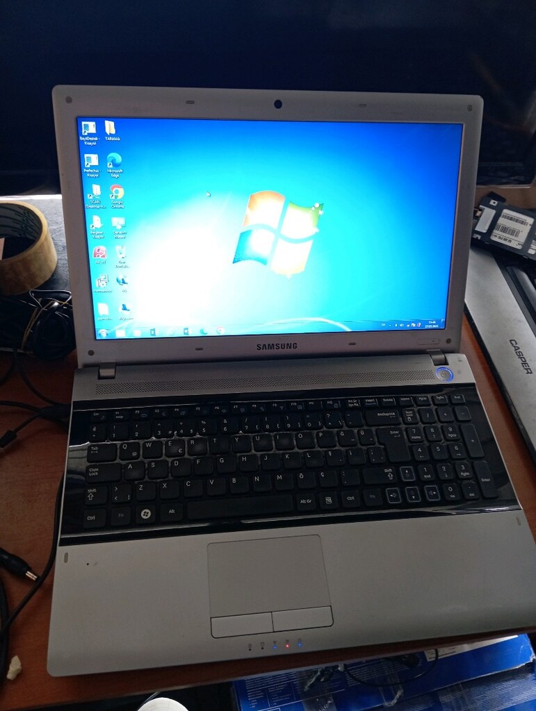 Samsung i5 laptop | Türkiye'deki İkinci El Eşyaları Al & Sat - Letgo