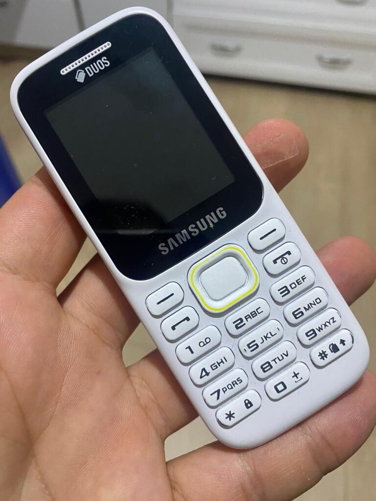 Samsung B310E Tuşlu Asker Telefonu - Akıllı Telefon - 1684327399